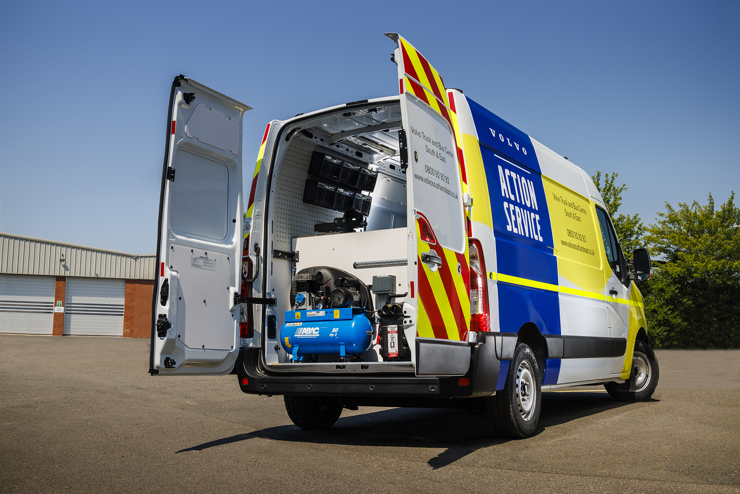 Volvo Trucks invests in new Volvo Action Service fleet - FleetPoint